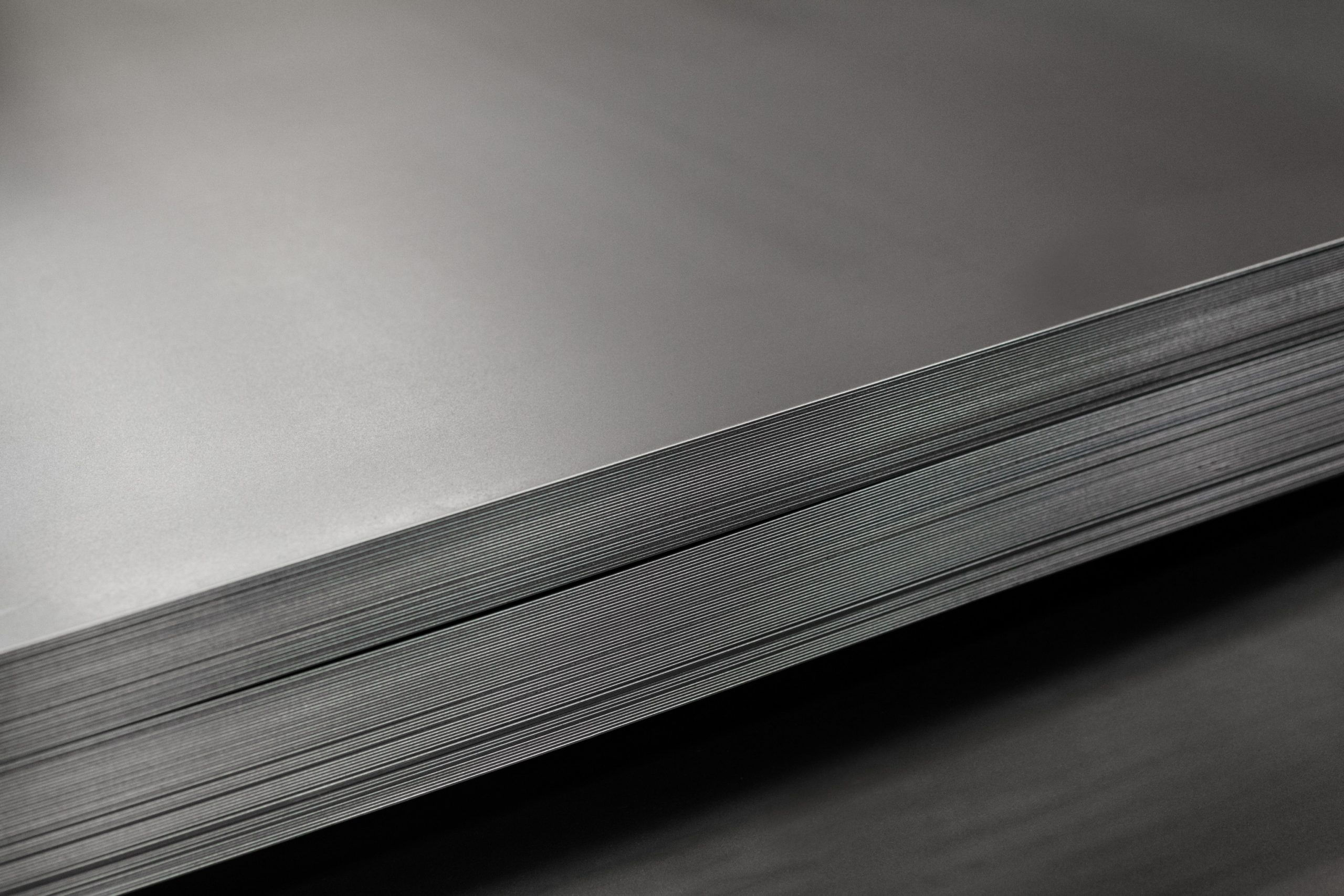 LAMINA NEGRA FRIA PROACES 0.70X4X8' CONSTRUFACIL